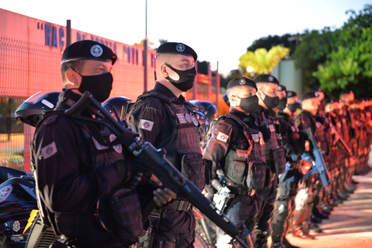 “Operação Flashback II”: PMCE e Gaeco cumprem 12 mandados de prisão no ...