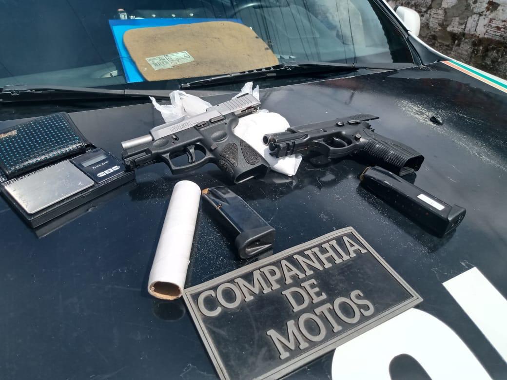 Dupla é presa pela PMCE com duas pistolas no Bairro Mondubim - Polícia ... Dupla é presa pela PMCE com duas pistolas no Bairro Mondubim - Polícia ...