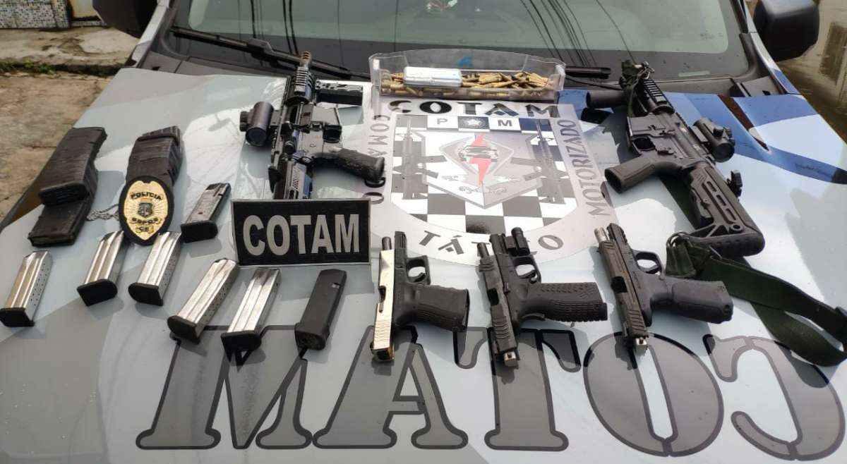 Cotam Da Pmce Apreende Dois Fuzis Quatro Armas E Vasta Munição Na Boa