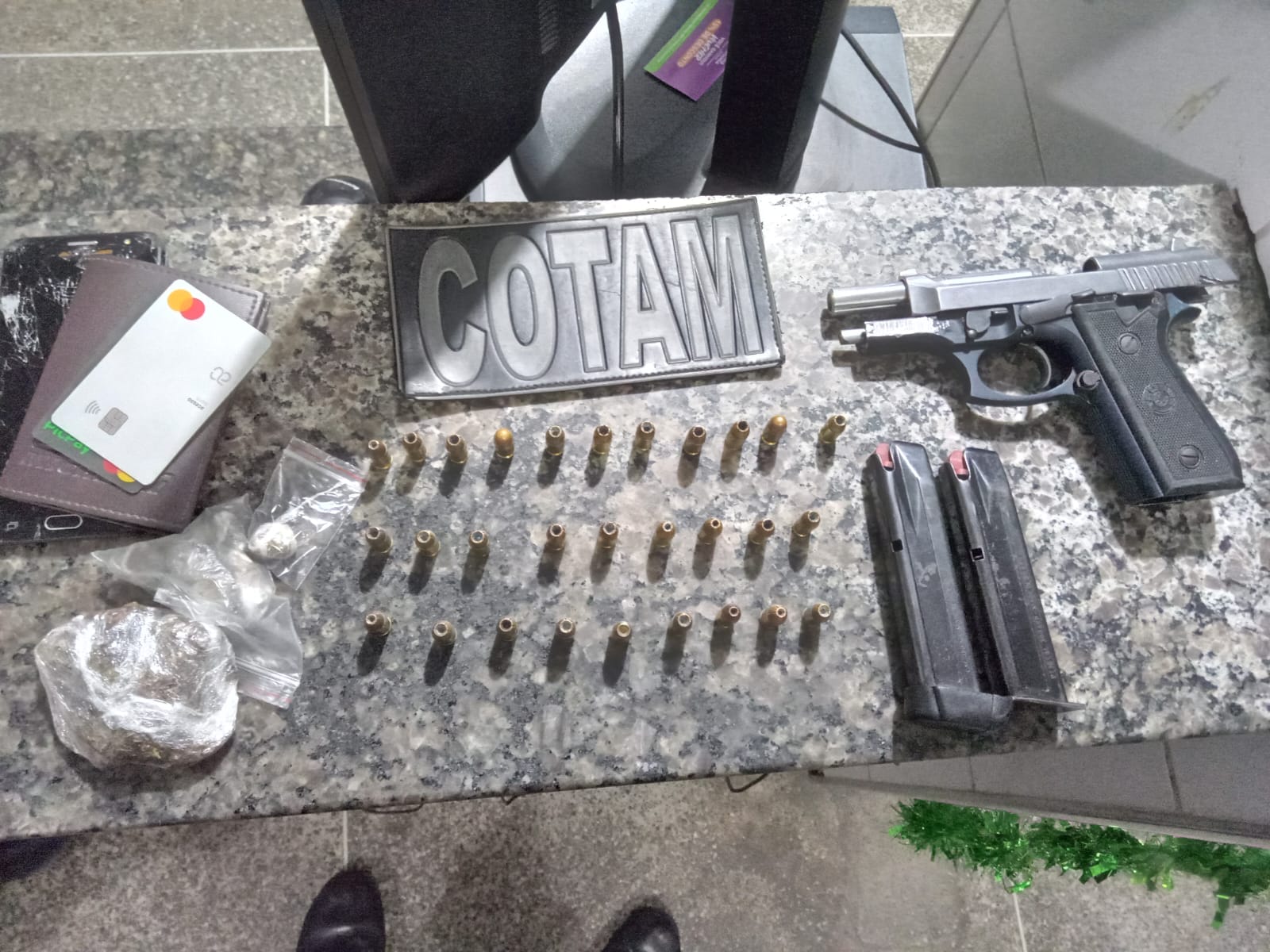 Pmce Prende Homem Armado E Com Drogas Após Homicídio Em Fortaleza